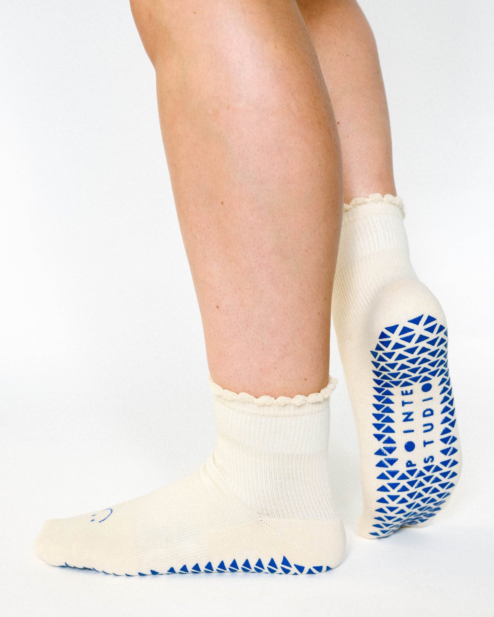 Happy Ankle Grip Sock – Pointe Studio