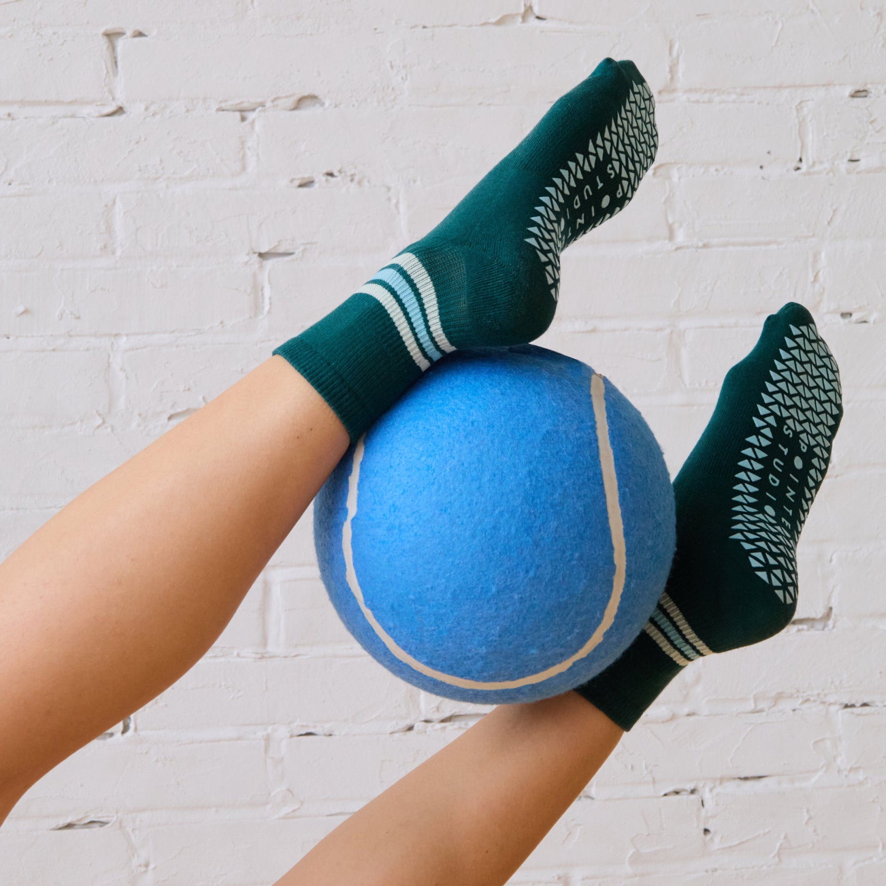 Pointe Studio | Women’s Grip Socks for Pilates & Barre